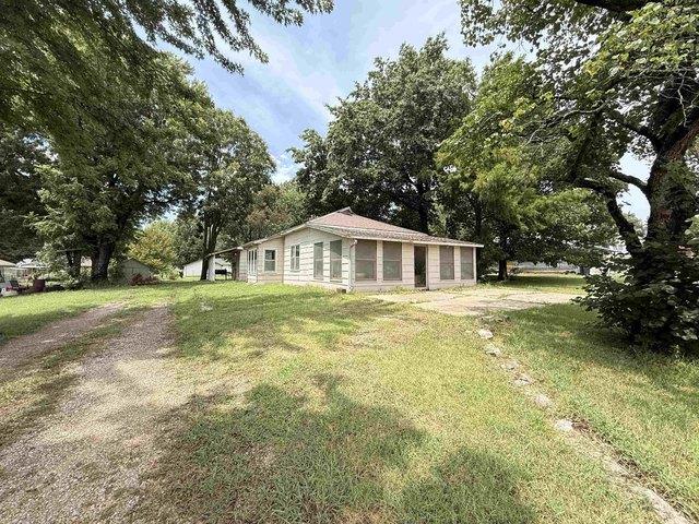 1121 N Osage St, El Dorado, KS 67042