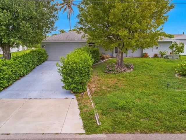 1121 NE 11th Ter, Cape Coral, FL 33909