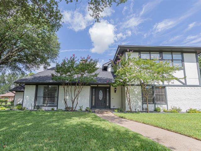 1121 Augusta Court