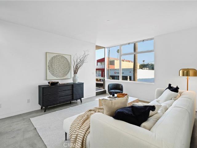 1121 Abbot Kinney