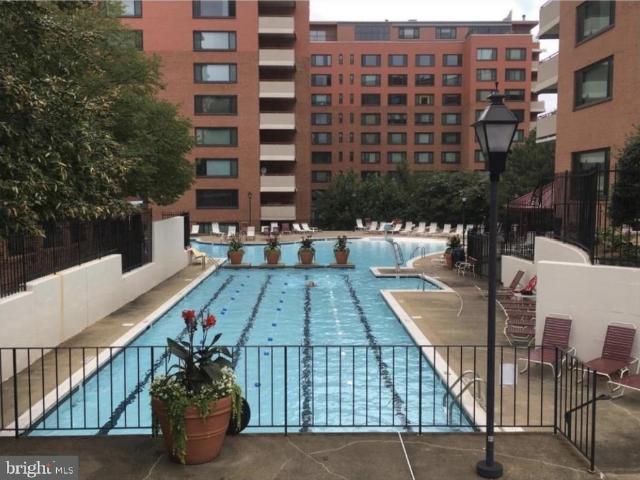 1121 Arlington Boulevard # 327
