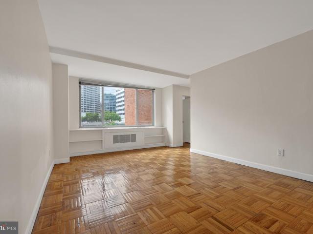 1121 Arlington Boulevard # 520