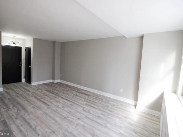 1121 Arlington Boulevard # 811