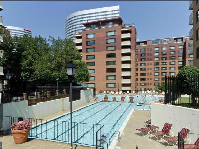 1121 Arlington Boulevard # 825