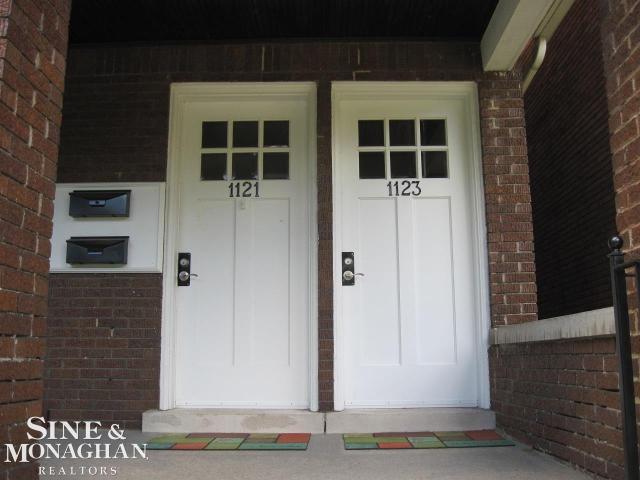 1121 Beaconsfield Road