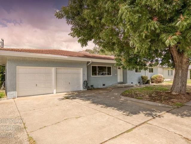1121 Brookside Rd, Stockton, CA 95207