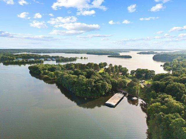 1121 Cunningham Ln, Cadiz, KY 42211