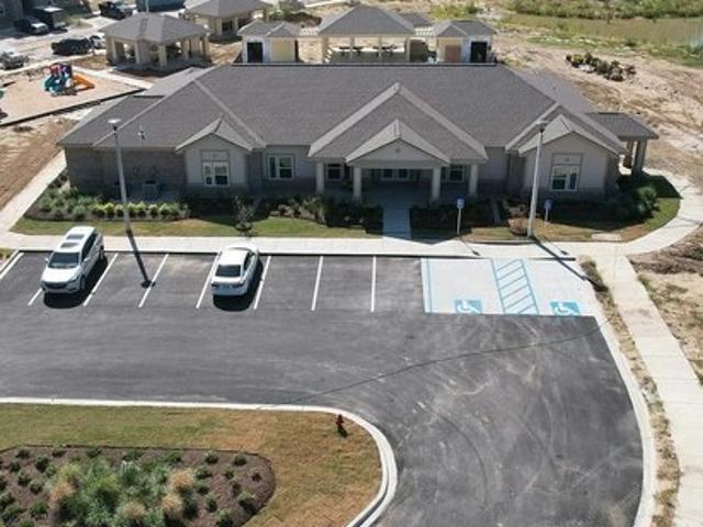 1121 Country Club Rd, Lake Charles, LA 70605