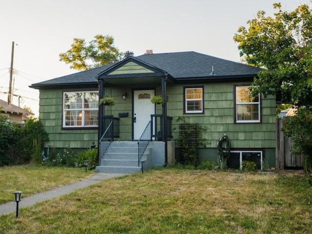 1121 E Carlisle Ave, Spokane, WA 99207