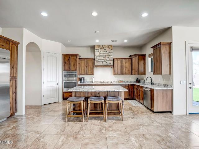 1121 E Saddle Mountain Rd, Phoenix, AZ