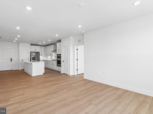 1121 Fortune Ter, Unit 303, Potomac, MD 20854 | MLS #MDMC2229