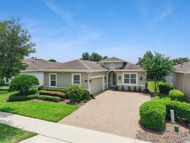 1121 Gardenshire Ln, Deland, FL 32724