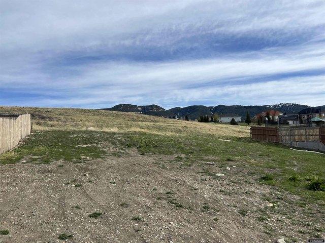 1121 Goodstein Dr, Casper, WY 82601