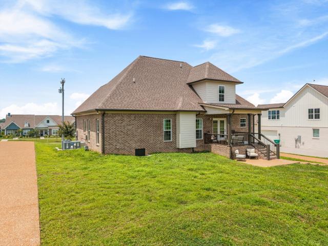 1121 Joe Martin Ln