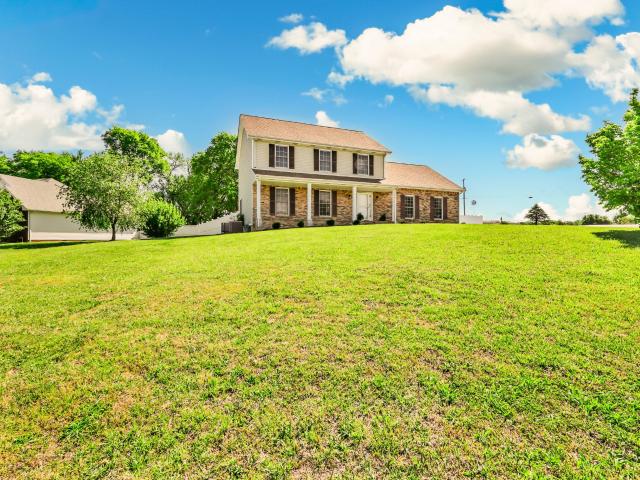 1121 Lucas Wayne Dr, Clarksville, TN 37043 | MLS #3185