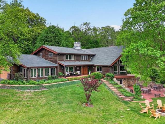 1121 Piketown Rd, Harrisburg, PA 17112
