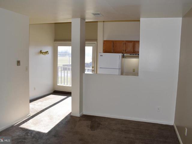 1121 Stanley Avenue # 8