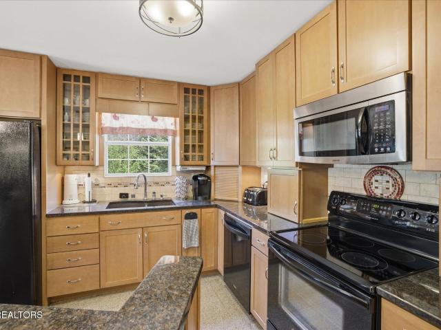1121 Smokyview Drive