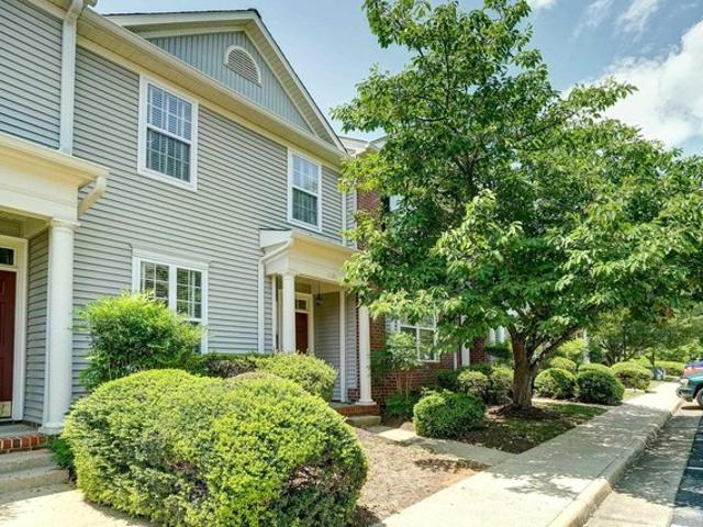 1121 Somer Chase Ct, Charlottesville, VA 22911