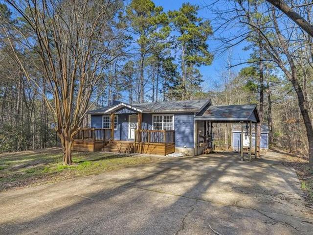 1121 Victoria Dr, Brookeland, TX 75931