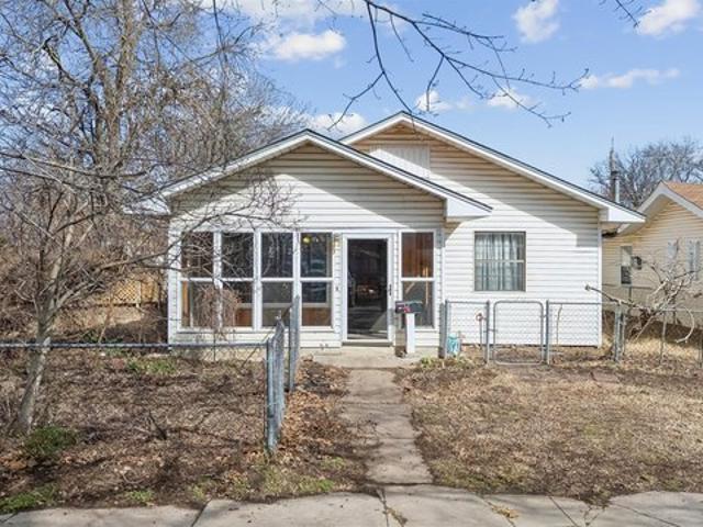 1121 W 9th St, Okmulgee, OK 74447