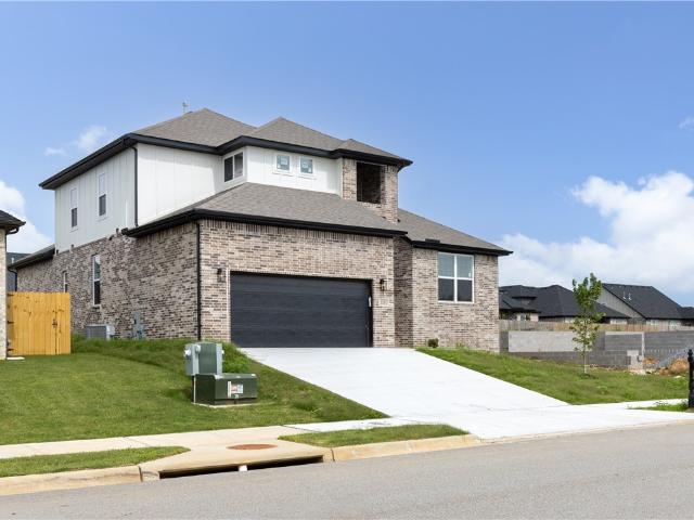 1121 Whistler