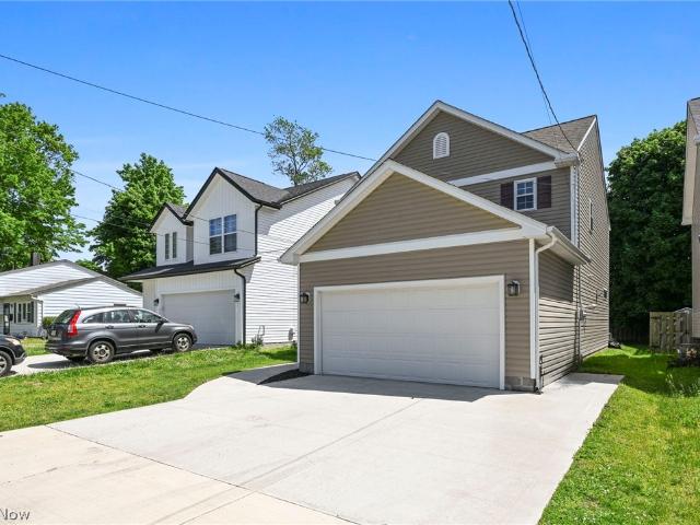 1121 Windermere Drive