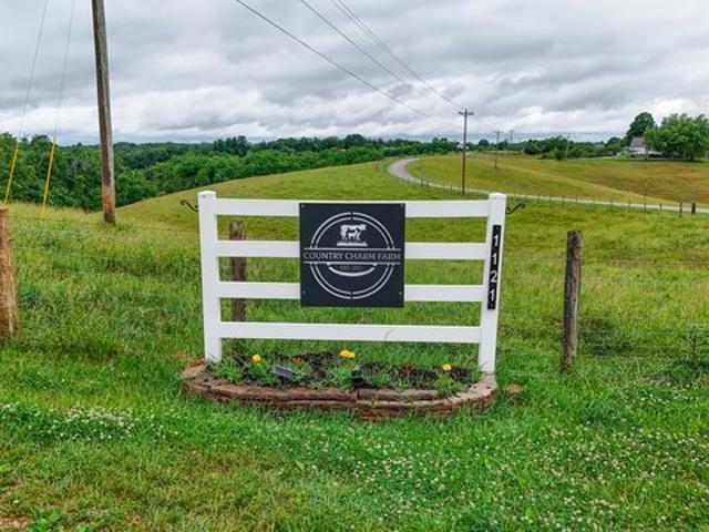 1121A Ashby Rd, Lawrenceburg, KY 40342