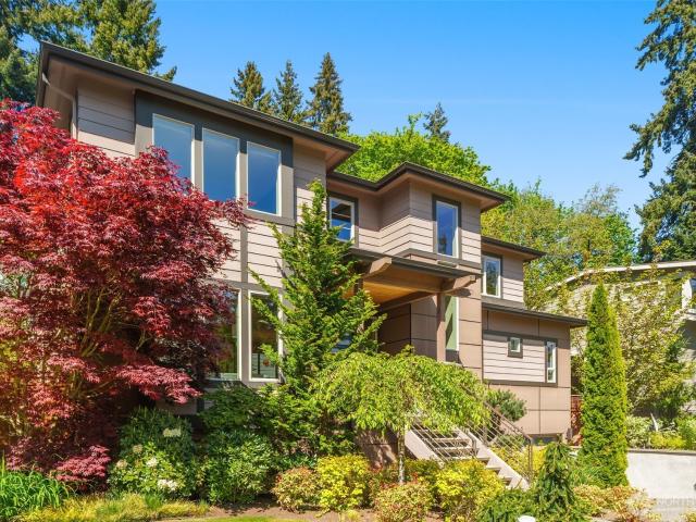 11222 th Pl NE, Unit L4, Kirkland, WA 98033 | MLS #2515 | Compass