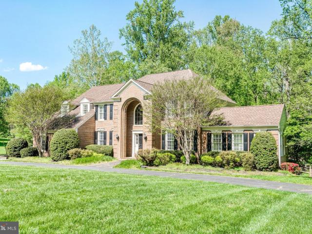 11224 Devereux Manor Ln, Fairfax Station, VA 22039 | MLS #VAFX2301 | Compass
