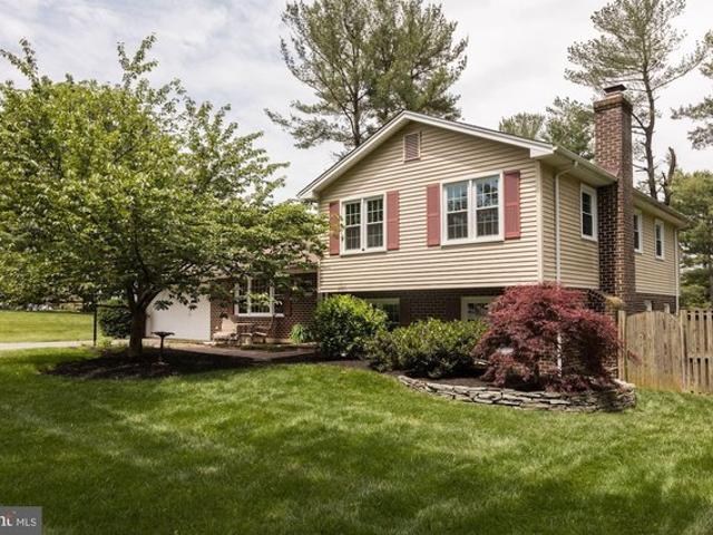 11224 Stamper Ct, Oakton, VA 22124