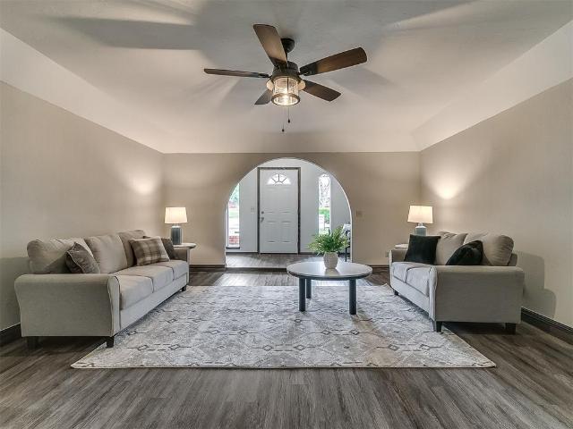 11225 NW 110th Street