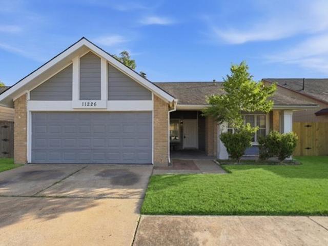 11226 Bayou Place Ln, Houston, TX 77099