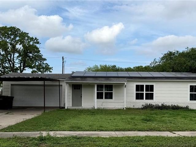 11228 Guess Dr, Corpus Christi, TX 78410