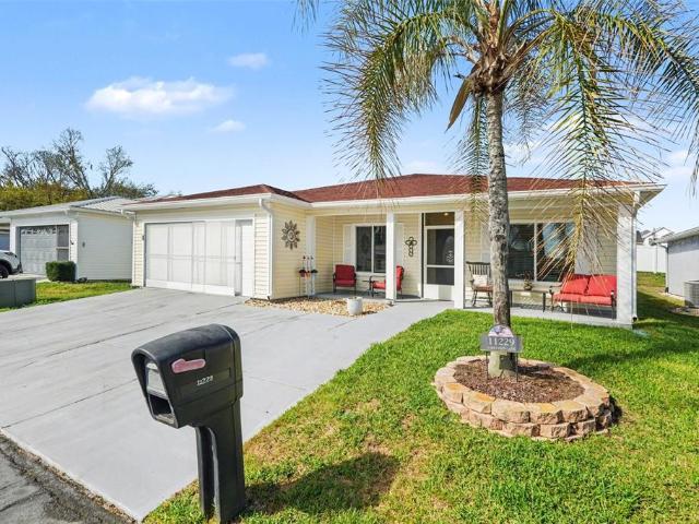 11229 Corey Pavin Ln, San Antonio, FL 33576 | Compass