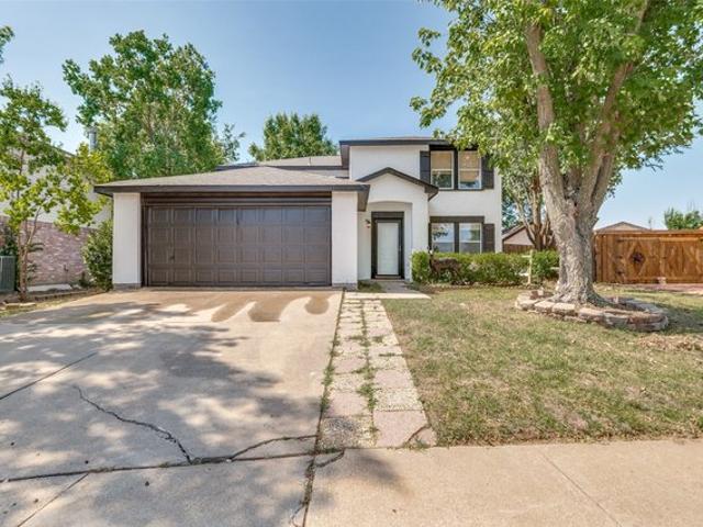 1122 Mazourka Dr, Arlington, TX 76001