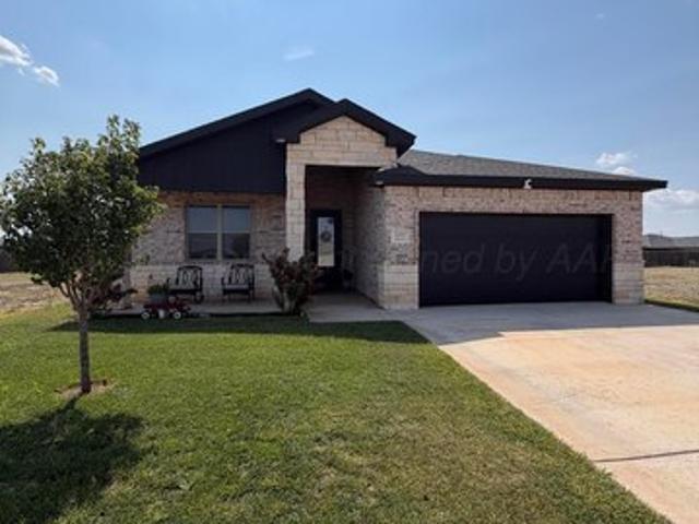 1122 Mesa St, Hereford, TX 79045