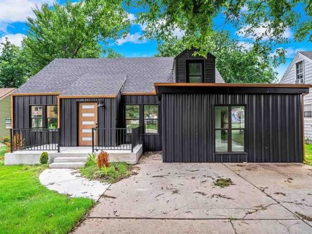 1122 NW Laird Ave, Lawton, OK 73507