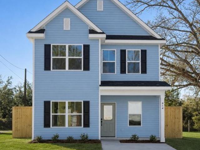 1122 N 7th St, Wilmington, NC 28401