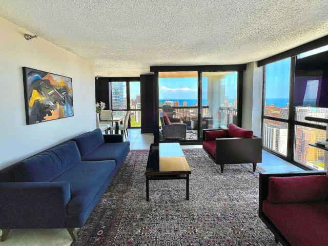 1122 N Clark Street # 3606