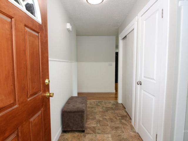 1122 N Midland Blvd