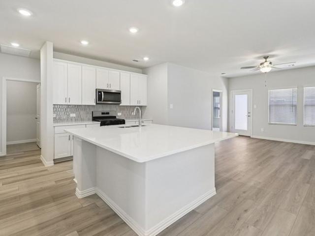 1122 Old Stead Dr, Princeton, TX 75071