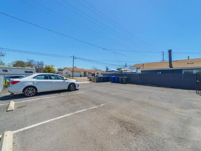 24 Oro St