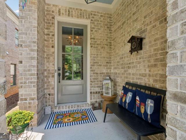 1122 Blackshear Drive