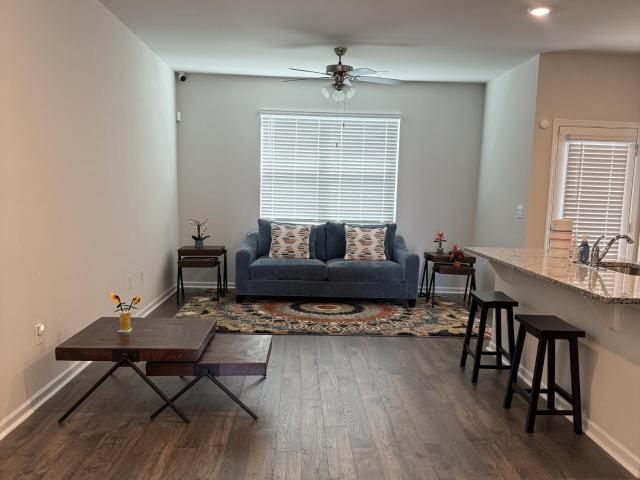 1122 Bramhall Drive