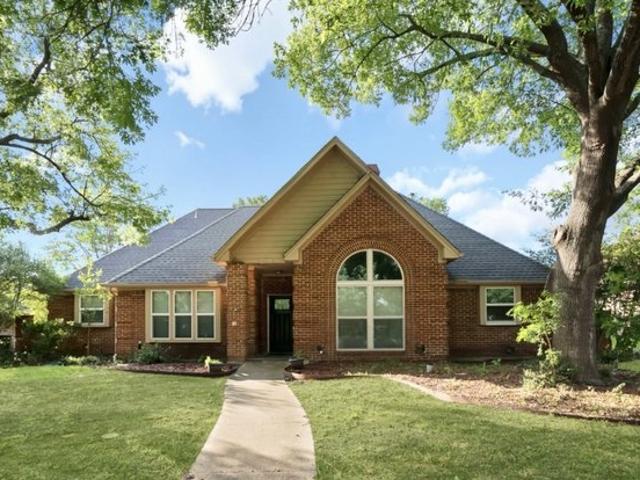 1122 Chimneyrock Trl, Garland, TX 75043