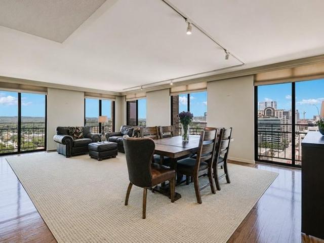 1122 Colorado St Apt 1902, Austin, TX 78701