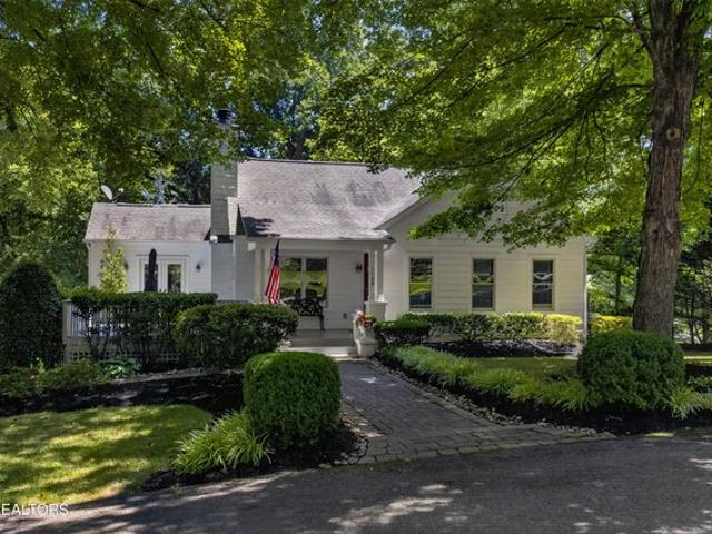 1122 Craig Rd, Knoxville, TN 37919