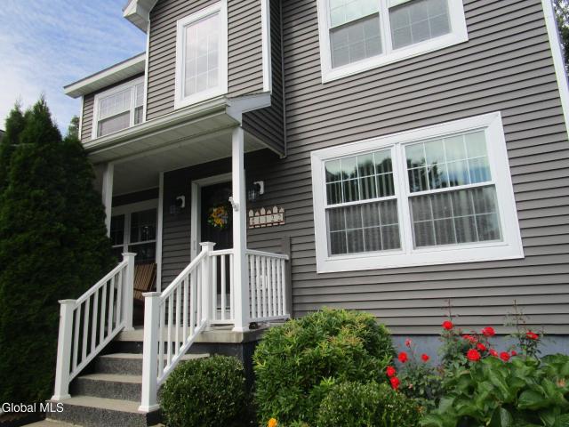 1122 Dianne Court