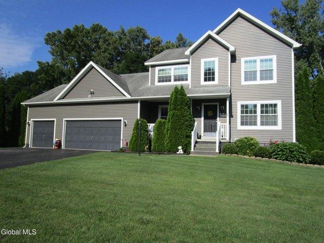 1122 Dianne Ct, Schenectady, NY 12303